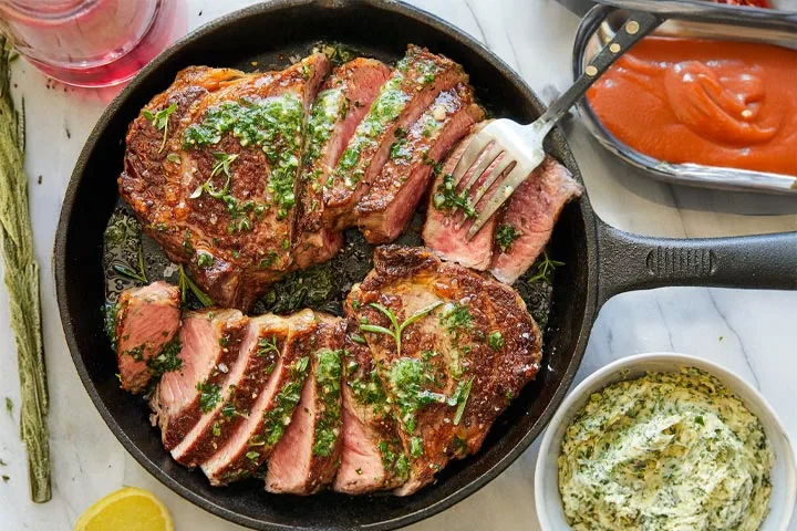 Perfect Pan-Seared Steak with Garlic Herb Butter - Tasty Recipe Time